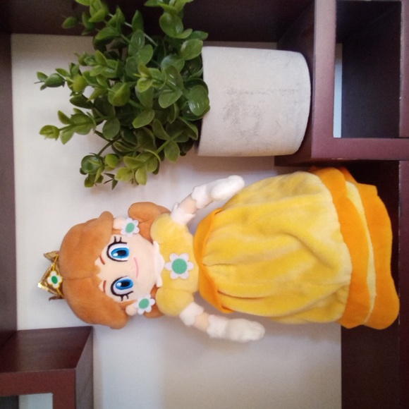 Nintendo | Toys | New Nintendo Mario Yellow Princess Daisy | Poshmark